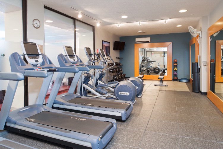 DOUBLETREE BY HILTON® CHICAGO NORTH SHORE - Skokie IL 9599 Skokie 60077