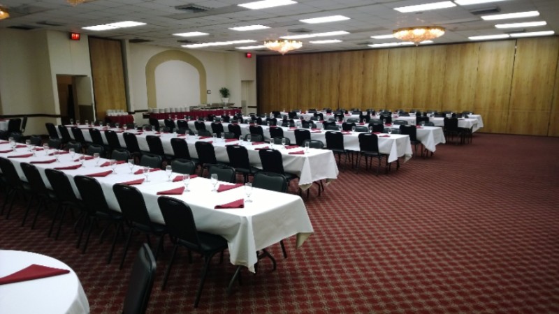 BEAUMONT LODGE & EVENT CENTER - Beaumont TX 2525 North 11th 77703