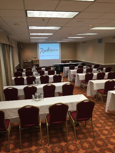 HILTON APPLETON PAPER VALLEY - Appleton WI 333 West College 54911