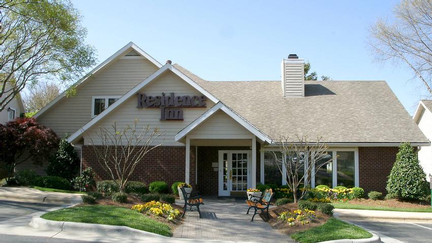 RESIDENCE INN RALEIGH MIDTOWN - Raleigh NC 1000 Navaho 27609