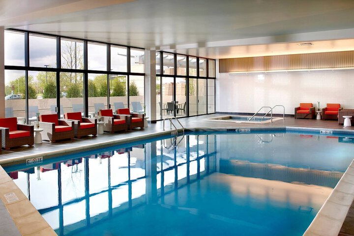 CHICAGO MARRIOTT NAPERVILLE - Naperville IL 1801 North Naper 60563