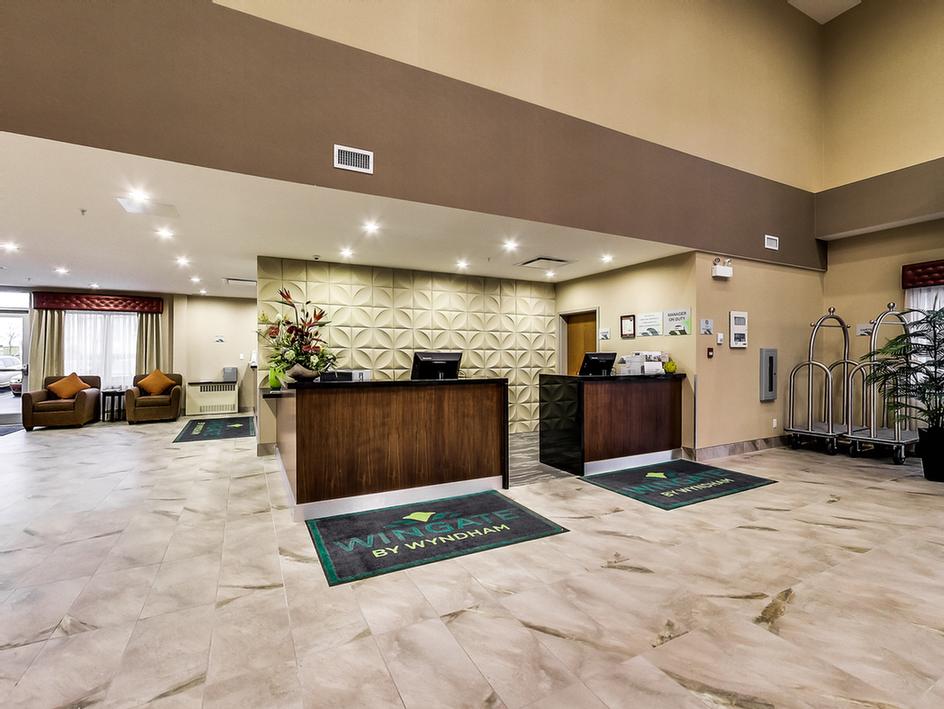 RADISSON HOTEL EDMONTON AIRPORT - Leduc AB 7120 Sparrow T9E8A5