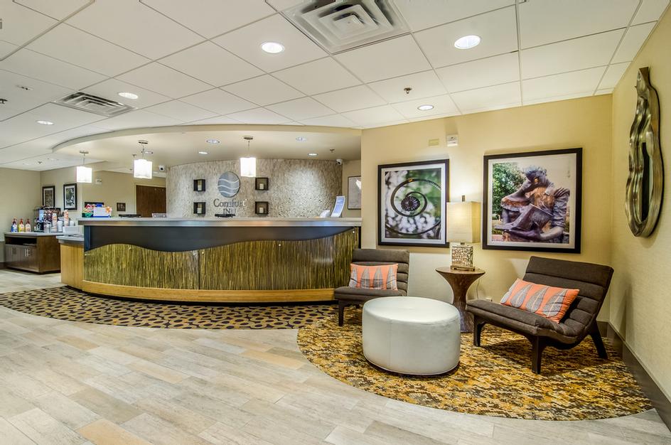 COMFORT INN® RALEIGH MIDTOWN - Raleigh NC 1001 Wake Towne 27609