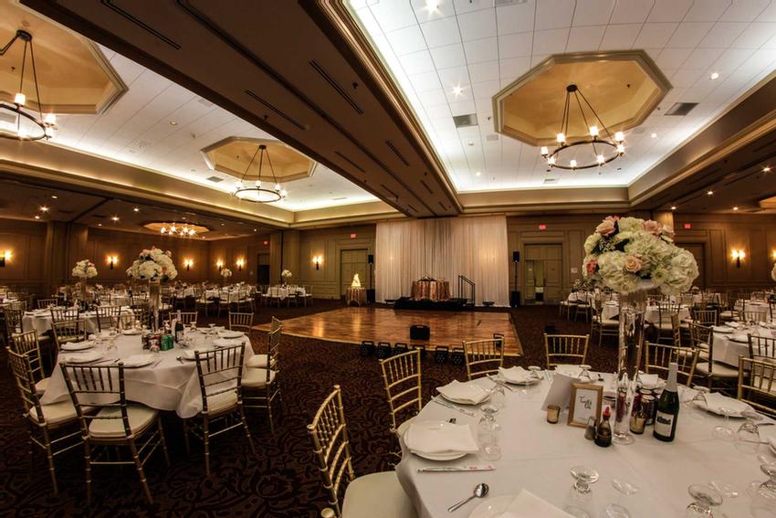 ADAM'S MARK HOTEL & CONFERENCE CENTER - Kansas City MO 9103 East 39th 64133