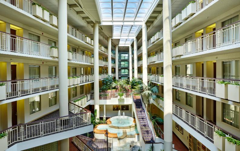 EMBASSY SUITES BY HILTON® PARSIPPANY - Parsippany NJ 909 Parsippany 07054