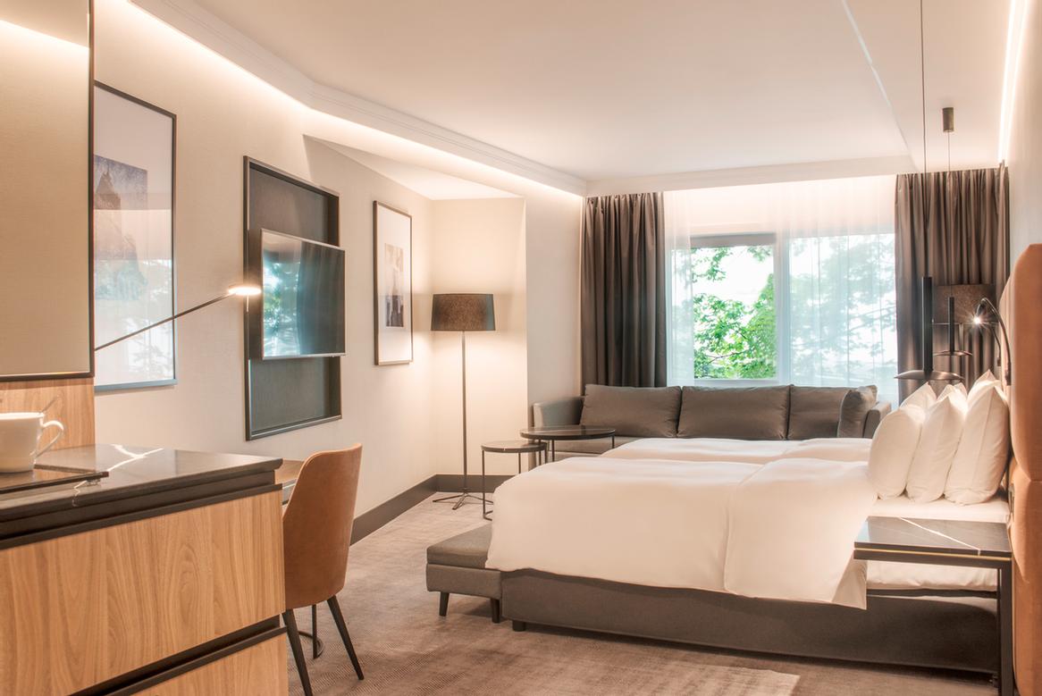 RADISSON COLLECTION HOTEL, WARSAW - Warszawa 24 Grzybowska 00-132