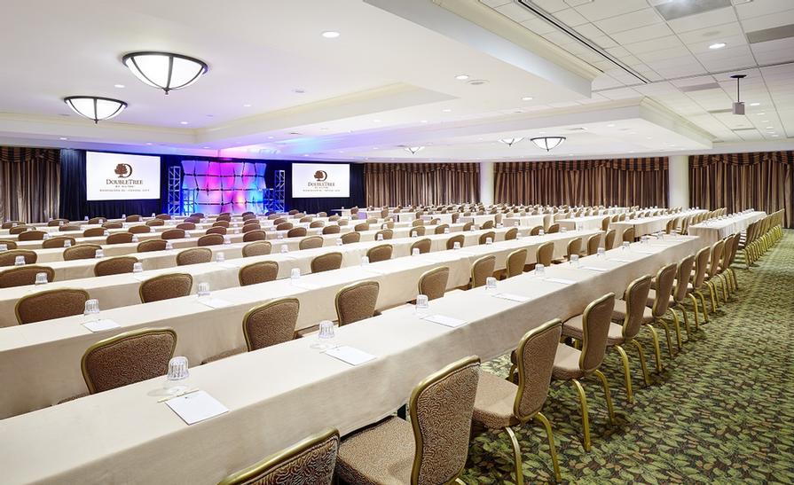 DOUBLETREE BY HILTON® WASHINGTON DC - CRYSTAL CITY - Arlington VA 300 ...