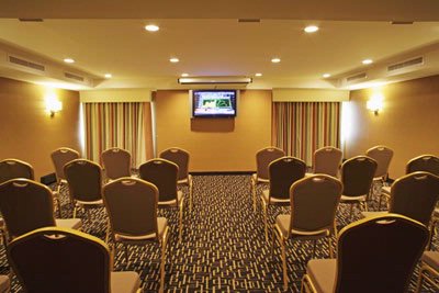 COURTYARD BY MARRIOTT® MONTVALE - Montvale NJ 100 Chestnut Ridge Rd. 07645