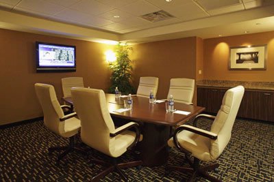 COURTYARD BY MARRIOTT® MONTVALE - Montvale NJ 100 Chestnut Ridge Rd. 07645