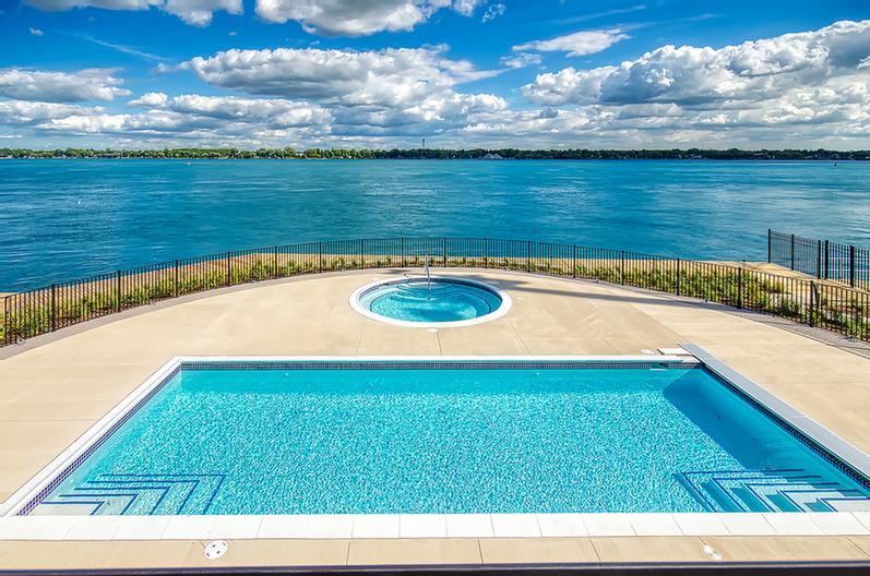 ST. CLAIR INN - Saint Clair MI 500 North Riverside 48079