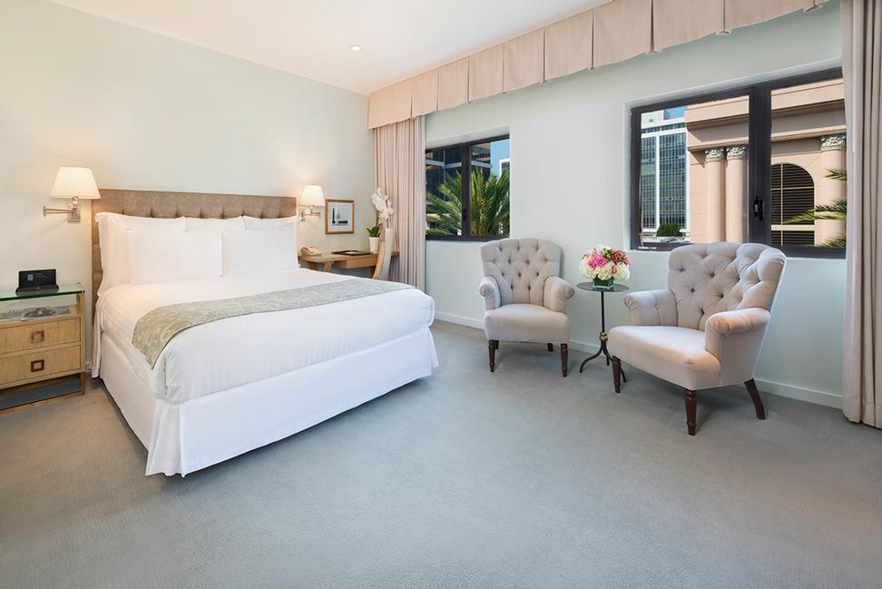 LUXE HOTEL RODEO DRIVE - Beverly Hills CA 360 North Rodeo 90210