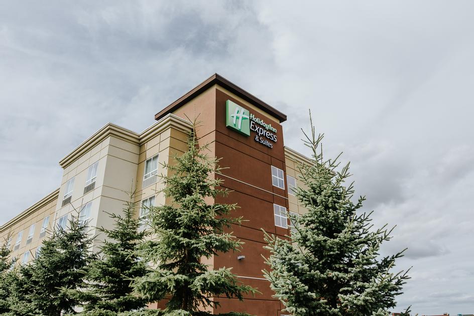 HOLIDAY INN EXPRESS® & SUITES SPRUCE GROVE - STONY PLAIN BY IHG ...